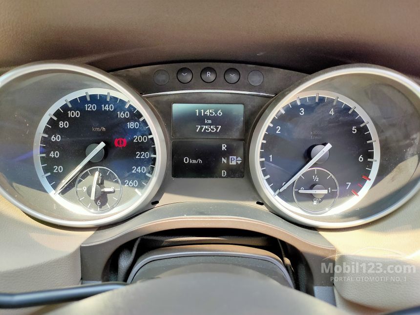 Jual Mobil Mercedes-Benz R300 L 2011 Family 3.0 di DKI Jakarta ...