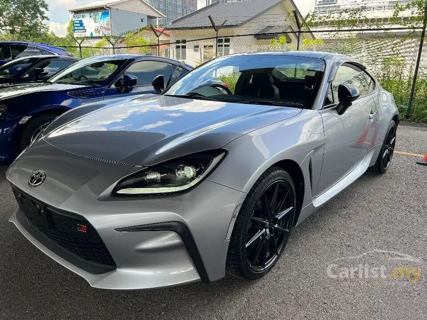 Recon 2022 Toyota GR86 2.4 RZ Coupe 6k Mileage Digital Meter Keyless Entry Digital Aircond ...