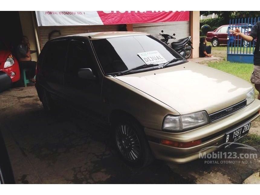 Jual Mobil Daihatsu Charade 1998 1.3 di DKI Jakarta Manual Sedan Emas ...