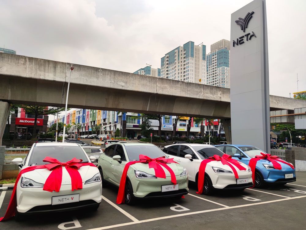 Lebih dari 250 Neta V sudah Dipesan, Konsumen Mulai Terima Unit - Mobil ...