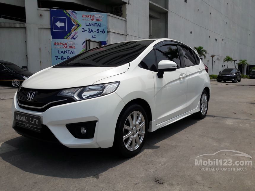 Jual Mobil Honda Jazz 2015 S 1.5 di DKI Jakarta Automatic Hatchback ...