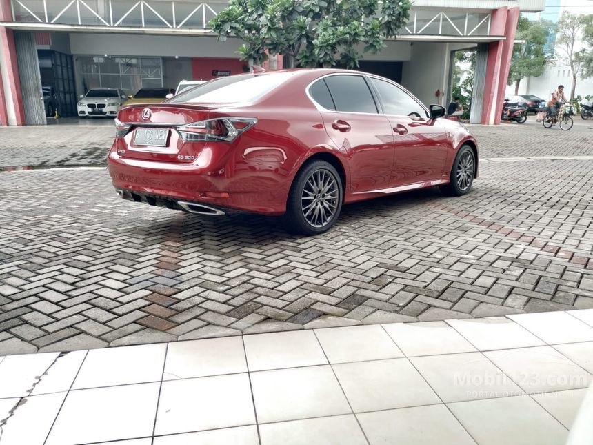 Jual Mobil Lexus GS300 2017 F Sport 2.0 di Banten Automatic Sedan Merah ...