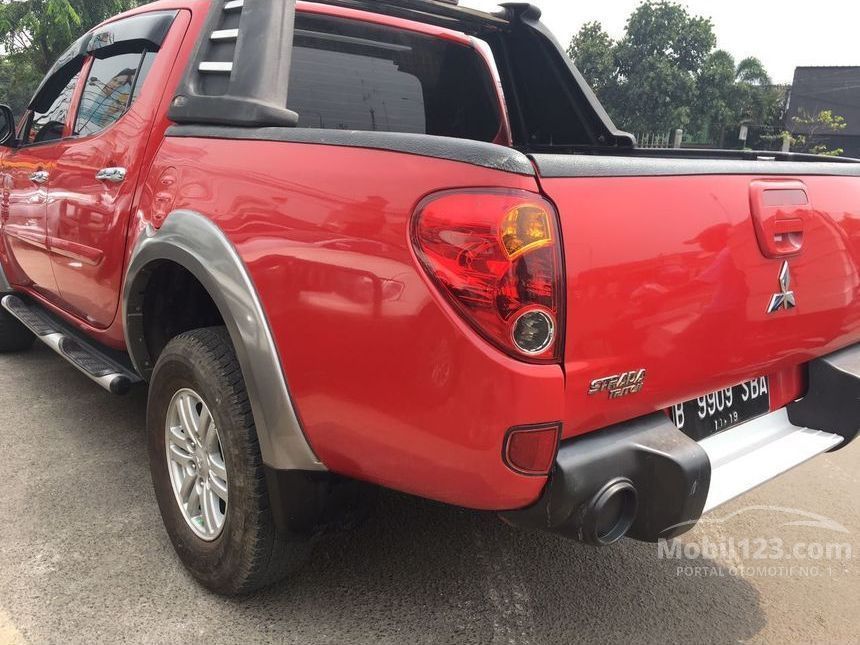 Jual Mobil Mitsubishi Strada Triton 2014 Exceed Hi-Power 2.5 di DKI ...