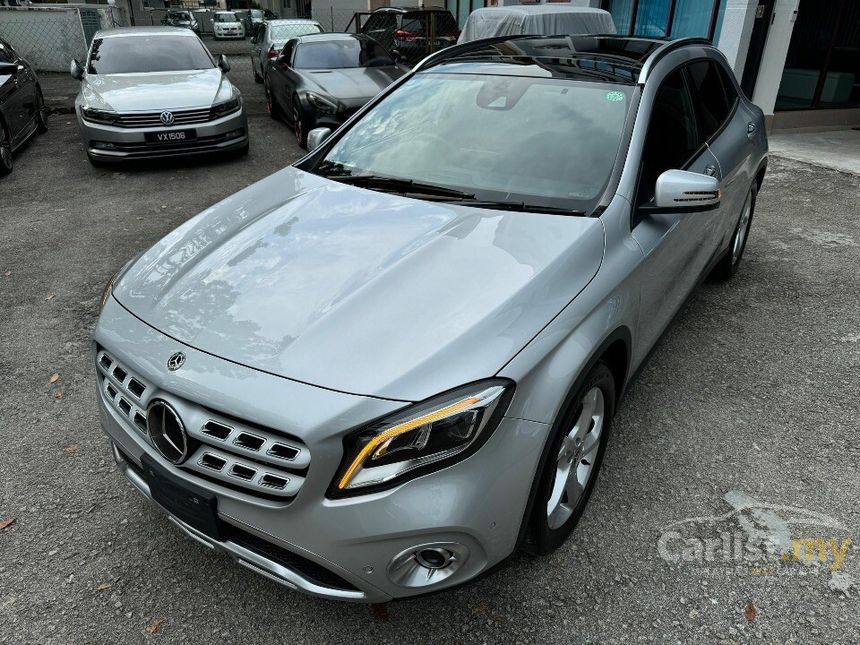 Recon UNREGISTERED GLA220 4MATIC 2.0 2020 *FULL LEATHER *BLIND SPORT ...