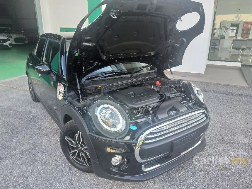 Recon 2019 (F55) MINI 5 Door Cooper 1.5 LOW NEW FACELIFT (JAPAN) + FREE ...