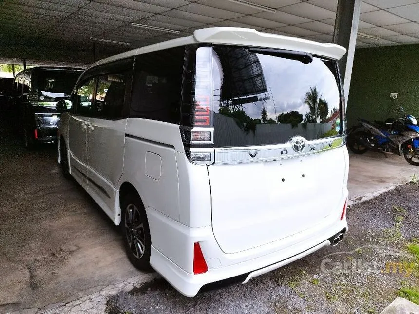 Recon 2018 Toyota Voxy 2.0 ZS Kirameki Edition MPV # RECON # ZS KIRAMEKI # 7 SEATER # 2 POWER ...