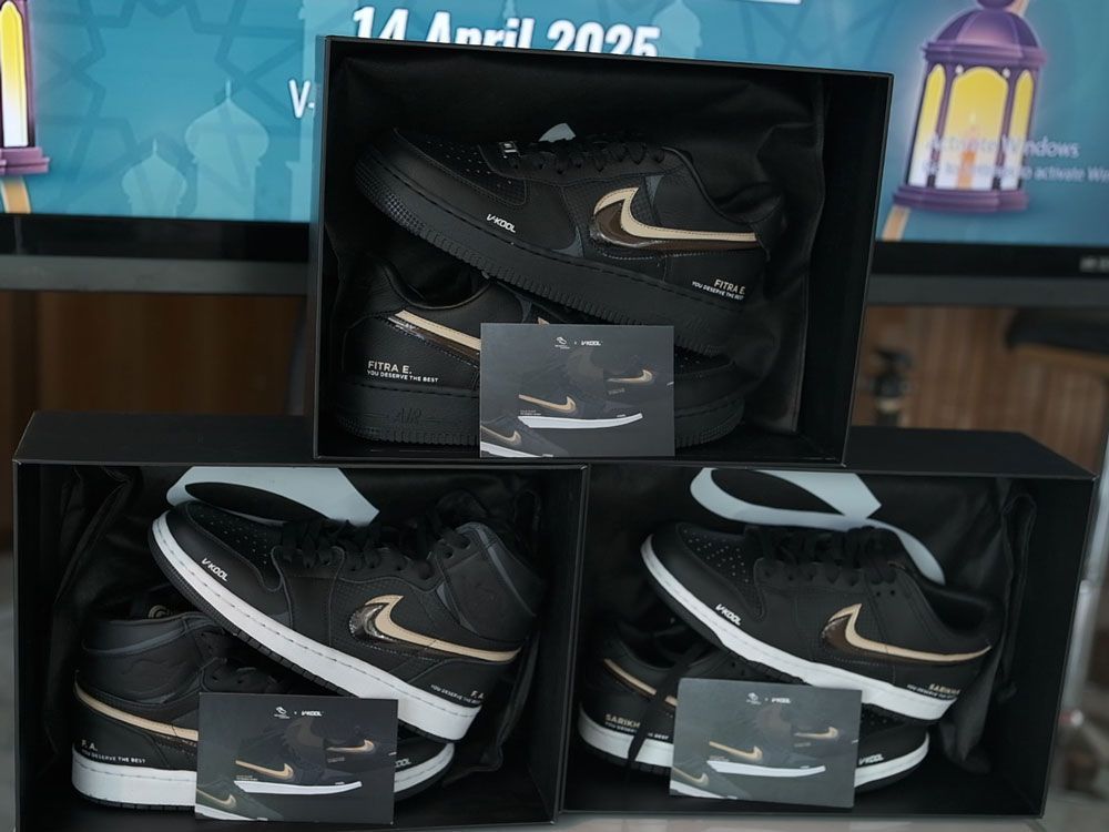 V-Kool dan Mr. Simply Rilis Sepatu Custom Edisi Terbatas untuk Rayakan ...