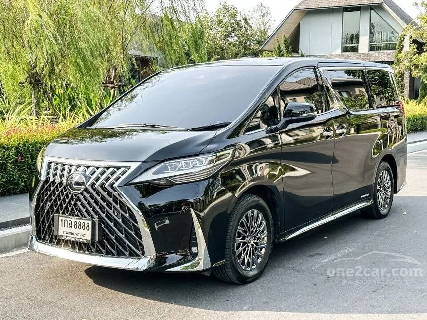2022 Lexus LM300h 2.5 (ปี 20-26) 4WD Van for sale on One2car