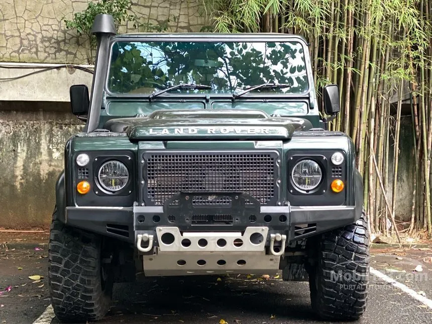 Jual Mobil Land Rover Defender 2013 110 2.2 di DKI Jakarta Manual SUV Hijau Rp 1.575.000.000 ...