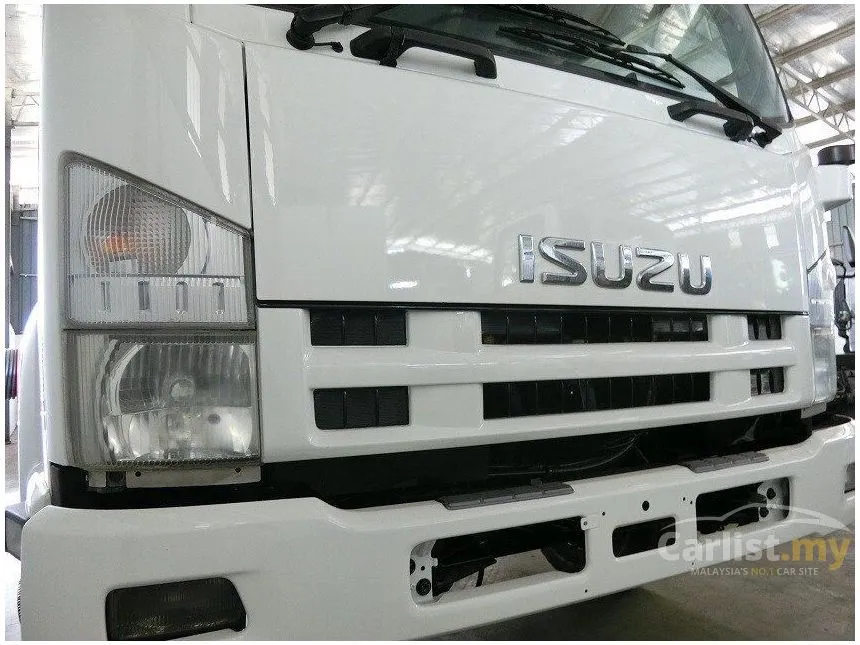 Recon 2022 Isuzu FRR90 Rebulid Ready Stock Chassis Chiller - Carlist.my