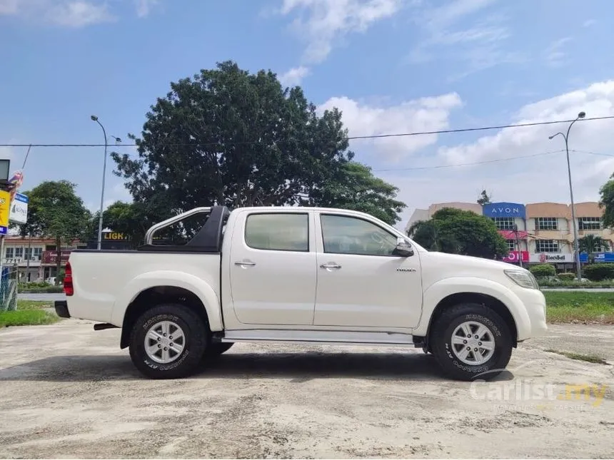 Used 2012 Toyota Hilux 2.5 (M) TIP TOP CONDITION / ANDROID PLAYER ...