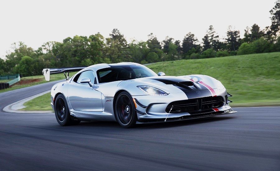 Dodge Unleashes The Viper ACR, A Snarling 8.4-litre Track Beast - Auto ...