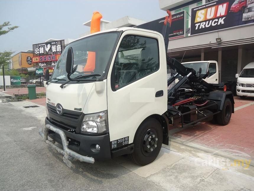 Hino 300 Series 2015 Diesel 4.0 in Penang Manual Lorry White for RM ...