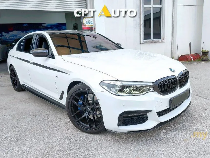Recon 2019 BMW 530i 2.0 M Sport Sedan / PANORAMIC ROOF / VLS 20 INCH RIMS / AKRAPOVIC EXHAUST ...