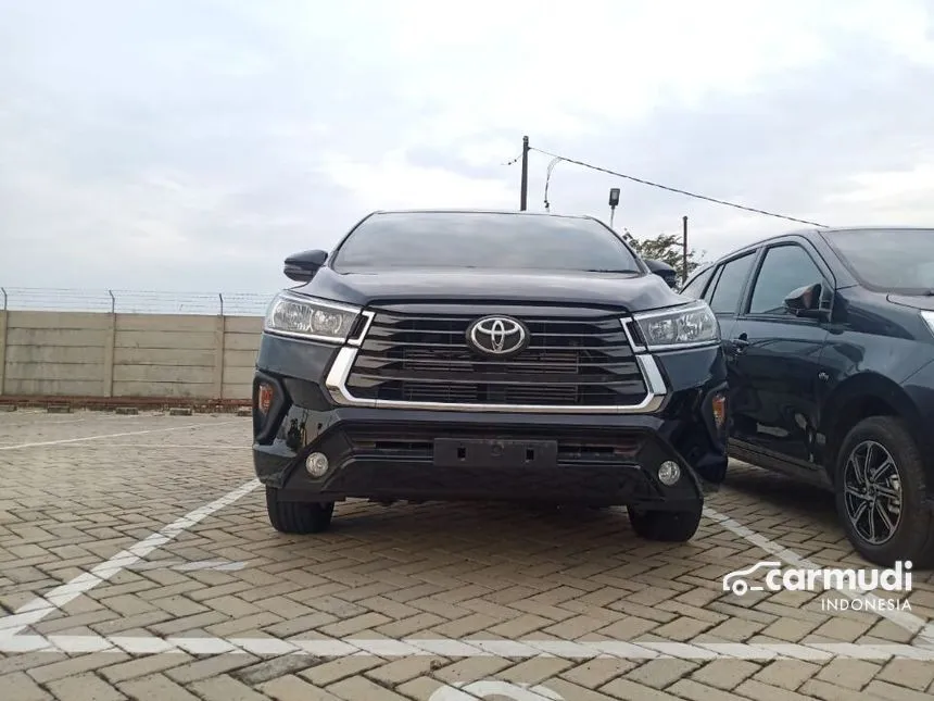 Jual Mobil Toyota Kijang Innova 2023 G 2.4 di Banten Manual MPV Hitam ...