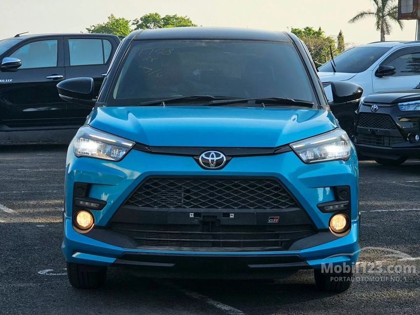 Jual Mobil Toyota Raize 2024 GR Sport 1.0 di Banten Automatic Wagon ...