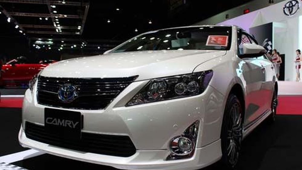 Toyota Camry Hybrid 2012 แต่งสปอร์ตรอบคันที่ Bangkok Auto Salon 2012 ...