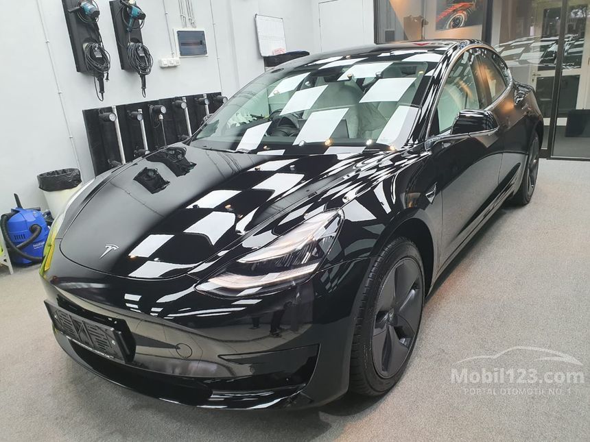 Jual Mobil Tesla Model 3 2020 Standard Range di DKI Jakarta Automatic ...