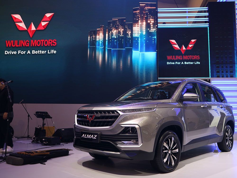 Wuling Almaz Jadi Model Paling Banyak Dicoba di GIIAS 2019 - Berita ...
