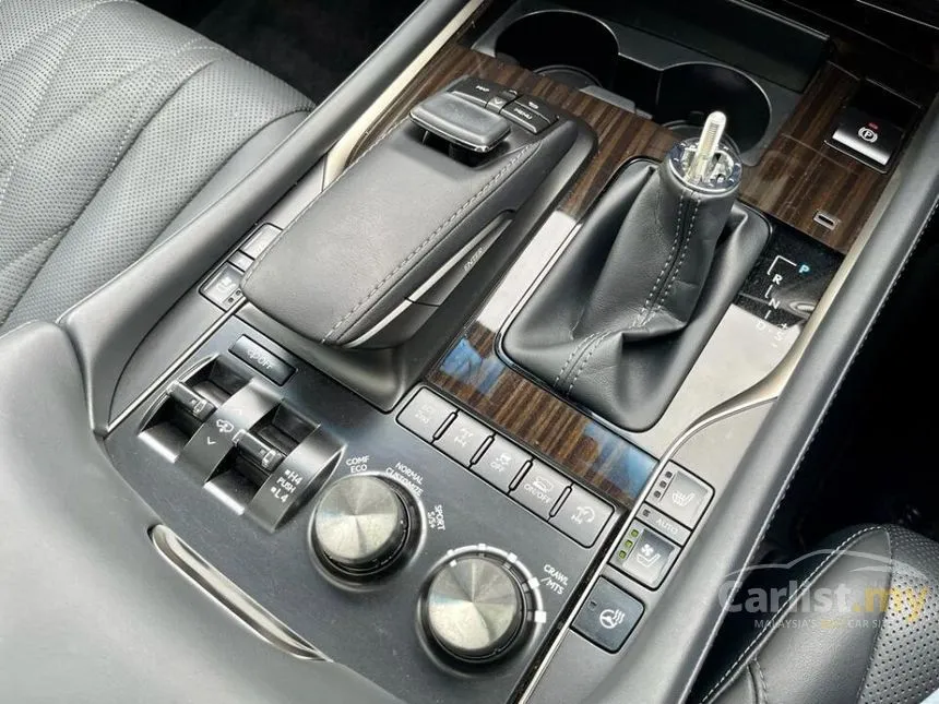 Recon 2019 Lexus LX570 5.7 V8 Black Sequence Unregistered FULL SPEC 362 ...