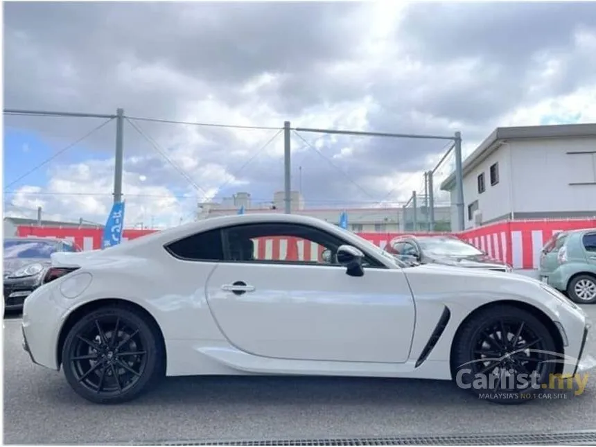 Recon 2022 TOYOTA GR86 2.4(A) RZ COUPE - Carlist.my