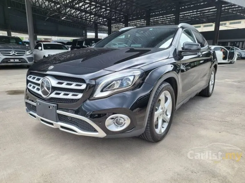 Recon 2019 Mercedes-Benz GLA220 2.0 4MATIC SUV, Harman Kardon Sound System - Carlist.my