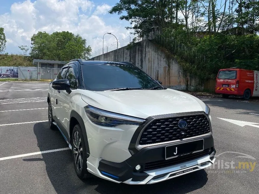 Used 2022 TOYOTA COROLLA CROSS 1.8 Hybrid SUV FORESTA BODYKIT - Carlist.my
