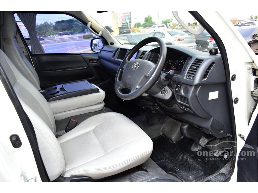 Toyota Hiace 2014 D4D 3.0 in กรุงเทพและปริมณฑล Automatic Van สีขาว for ...