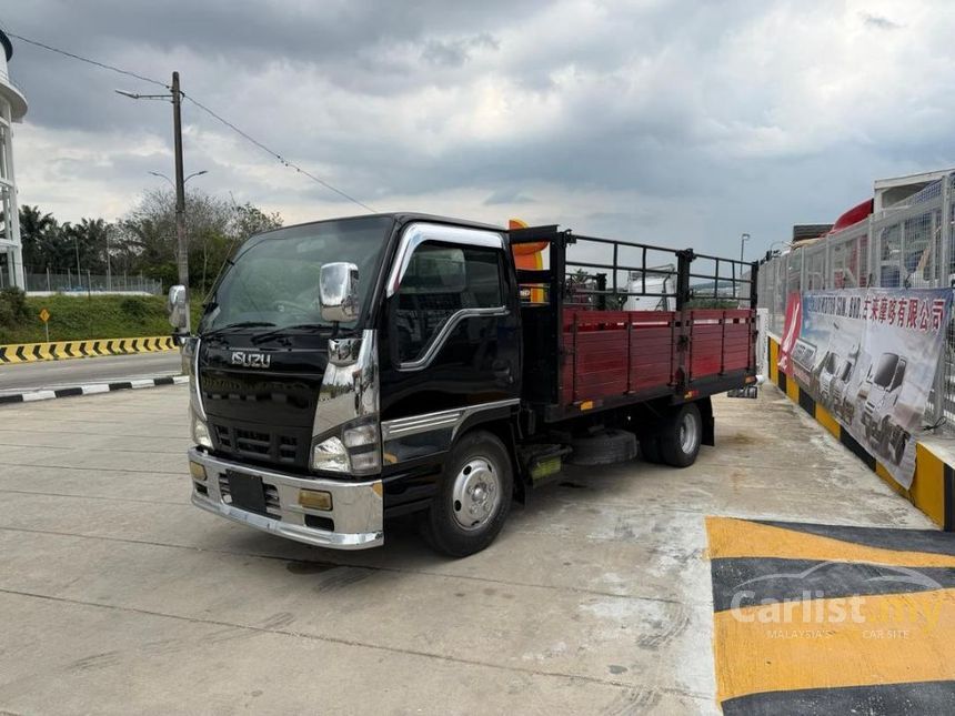 Used 13 Kaki Isuzu NHR85 Wooden Cargo With Steel Pagar + Awas Plate For ...