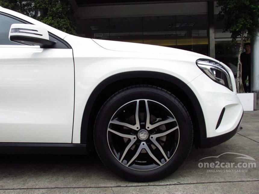 Mercedes-Benz GLA-CLASS 2015 GLA 200 CGI (W156) 1.6 in กรุงเทพและ ...
