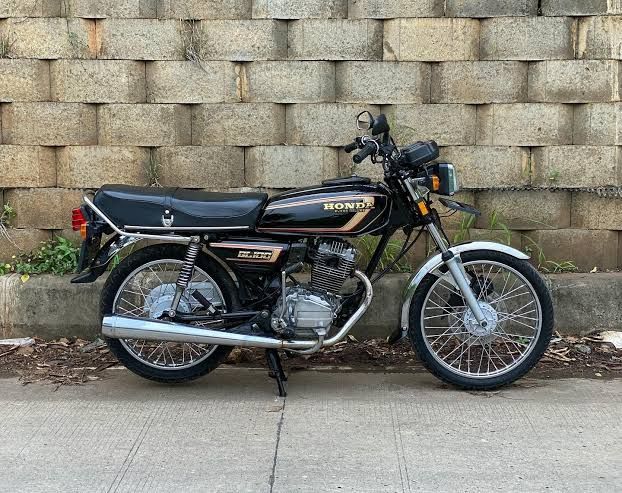 Honda GL 100, Versi Original Bergaya Klasik Semakin Langka - Panduan ...