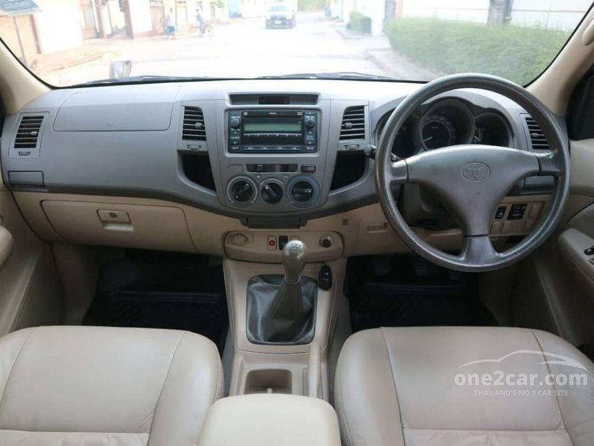 Toyota Hilux Vigo 2010 DOUBLE CAB (ปี 08-11) Prerunner E 2.5 เกียร์ ...