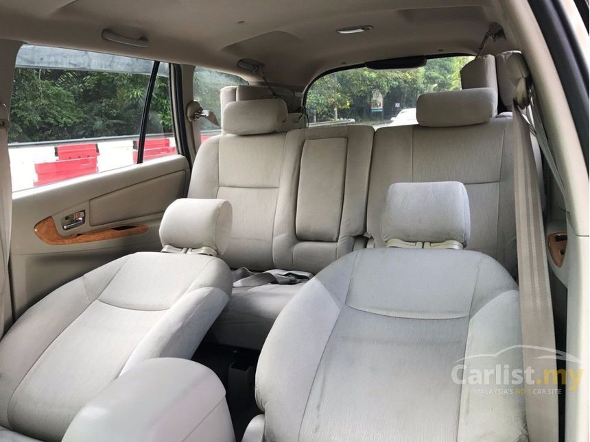 Toyota Innova 2011 G 2.0 in Kuala Lumpur Automatic MPV Silver for RM ...