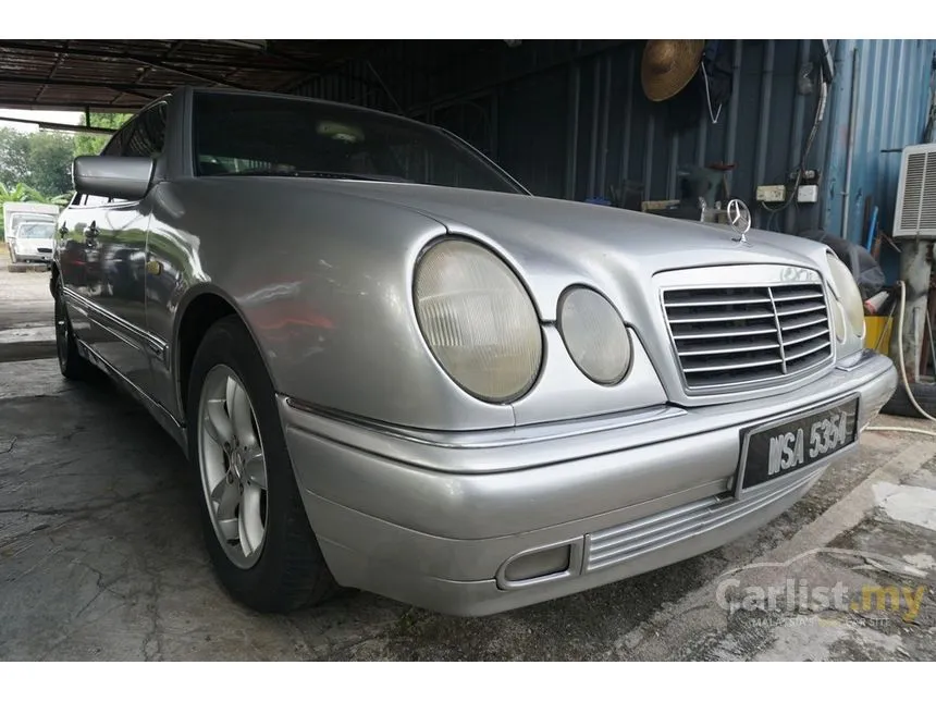 Mercedes-Benz E230 1996 Avantgarde 2.3 in Selangor Automatic Sedan Silver for RM 10,800 ...