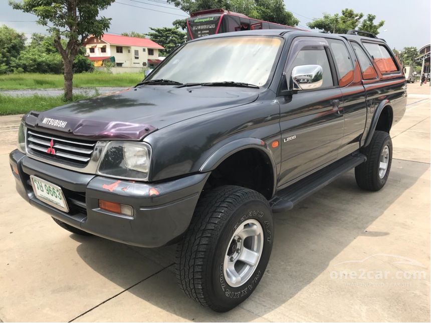 1997 Mitsubishi Strada 2.5 MEGA CAB GLX Pickup MT for sale on One2car
