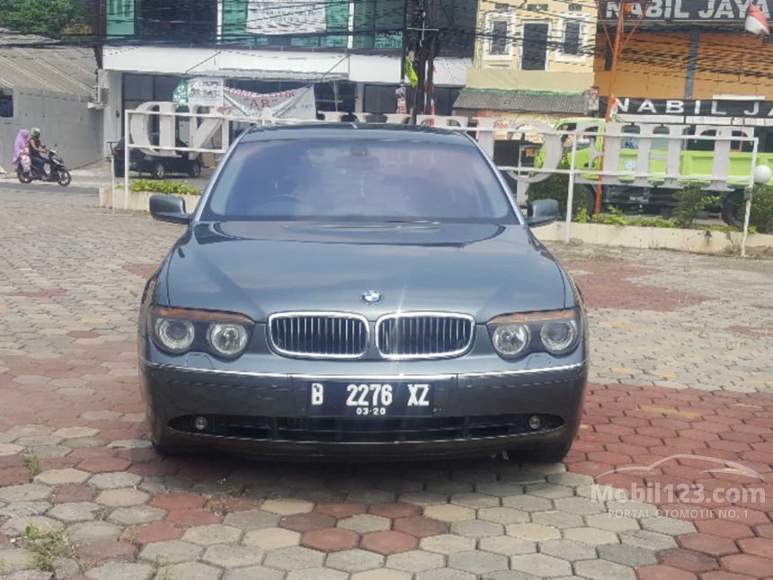 Jual Mobil BMW 735Li 2002 3.6 di Jawa Barat Automatic Sedan Abu-abu Rp ...