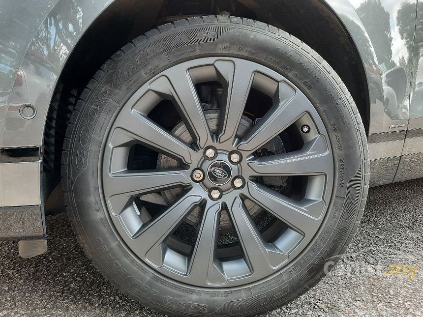 Recon 2018 Land Rover Range Rover Velar 2.0 D180 SUV Unregister ...