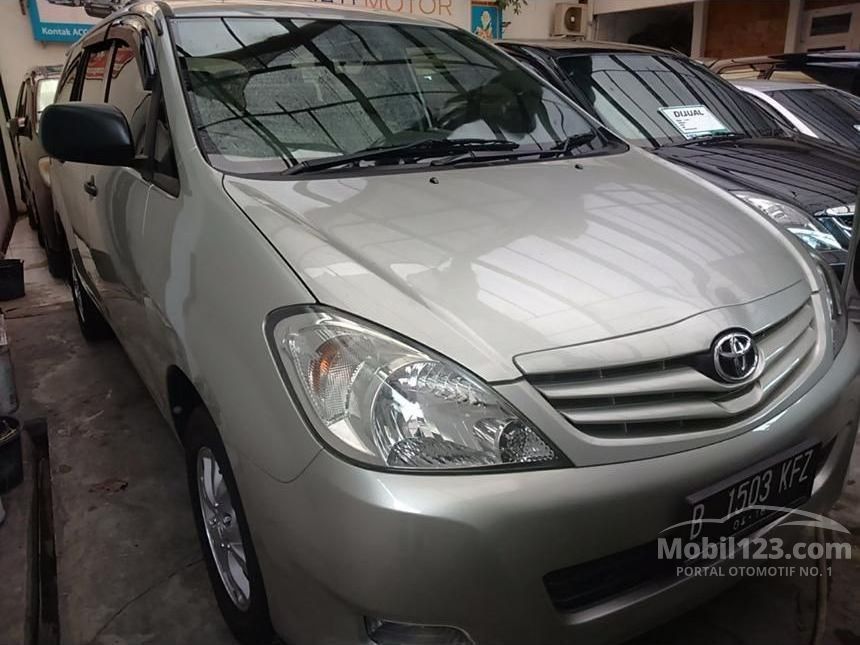 Jual Mobil Toyota Kijang Innova 2010 J 2.0 di DKI Jakarta Manual MPV ...