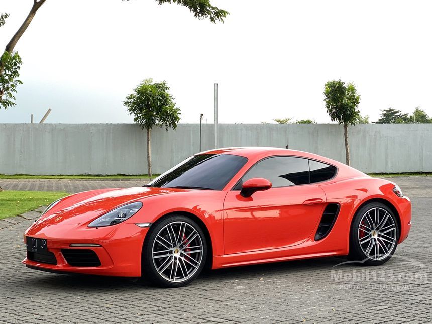 Jual Mobil Porsche 718 2018 Cayman S 2.5 di Jawa Timur Automatic Coupe ...