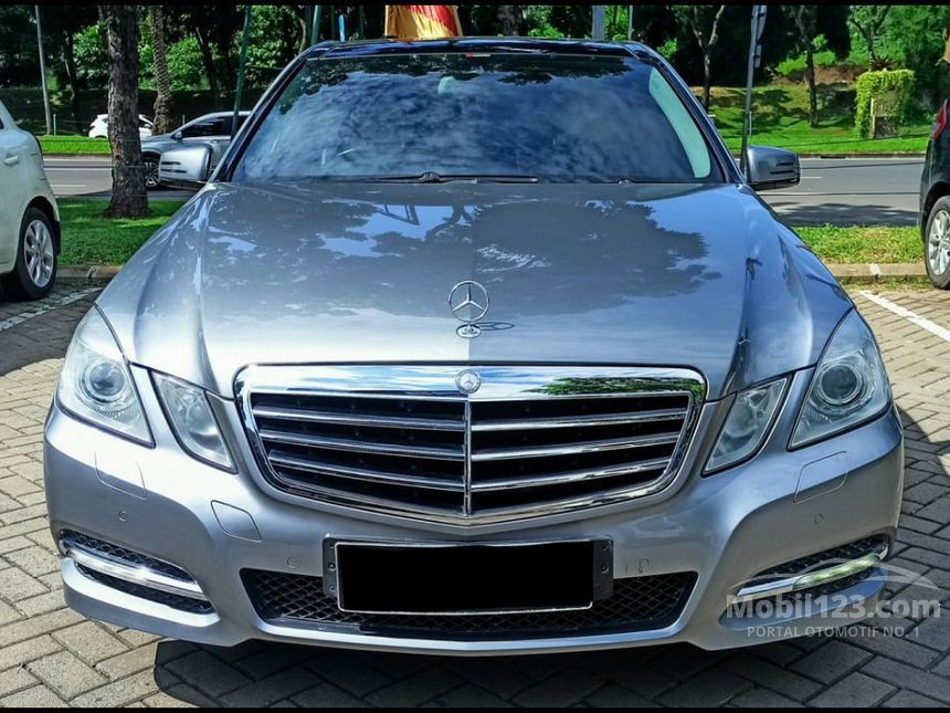 Jual Mobil Mercedes-Benz E300 2011 Avantgarde AMG 3.0 di DKI Jakarta ...