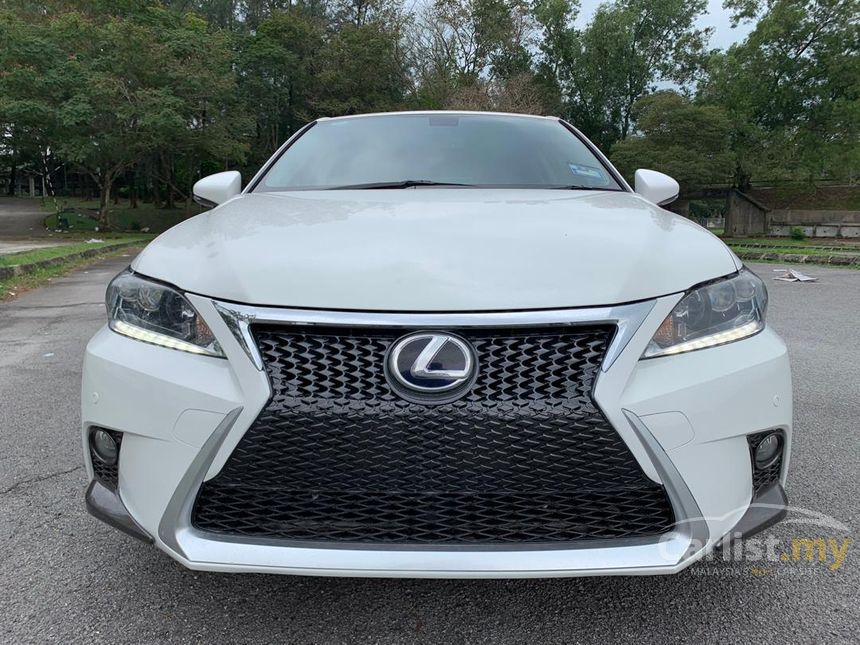 Lexus CT200h 2012 Luxury 1.8 in Kuala Lumpur Automatic Hatchback White ...
