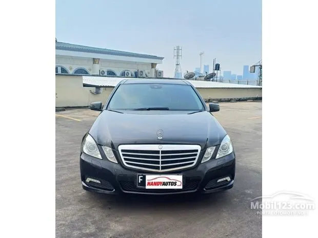 Jual Mercedes-Benz E-Class Mercy Bekas di Indonesia Harga Kredit Murah ...