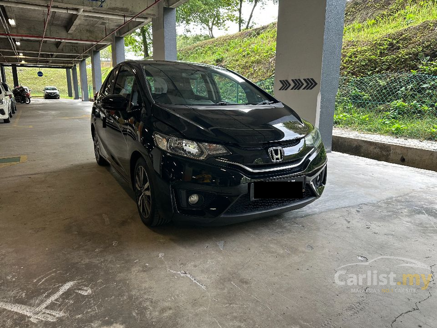 Used (GOOD CONDITION) 2015 Honda Jazz 1.5 V Hatchback (YEAR END PROMO ...