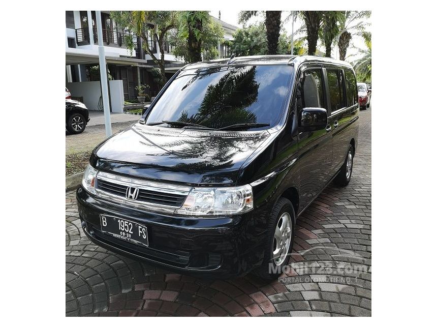 Jual Mobil Honda Step WGN 2005 Z 2.4 di Yogyakarta Automatic Wagon ...