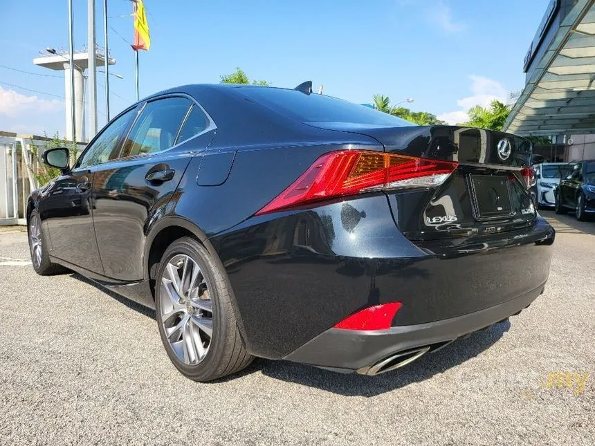 Lexus IS200t 2017 Premium 2.0 in Kuala Lumpur Automatic Sedan Black for ...
