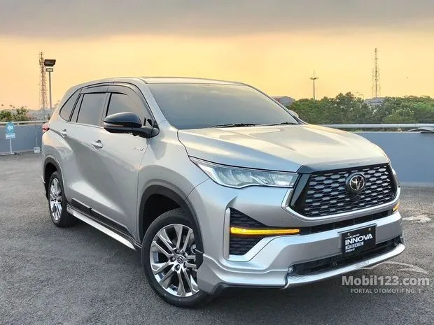 Jual Toyota Kijang Innova Zenix 2023 Bekas di Bandung Harga Kredit Murah | Mobil123
