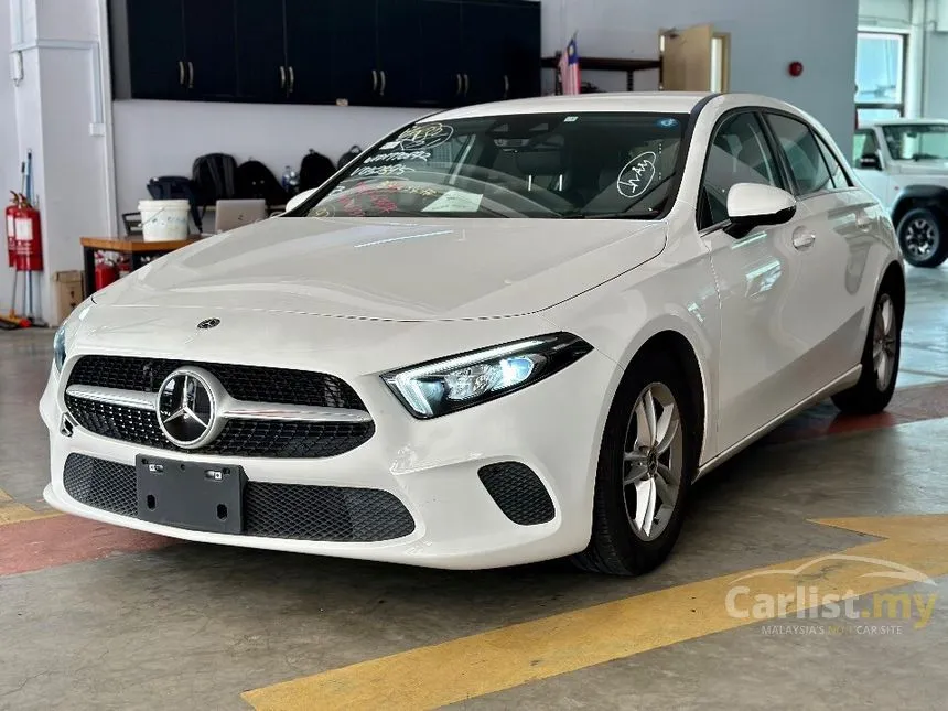 Recon 2020 JAPAN SPEC Mercedes-Benz A180 1.3 SE Hatchback - Carlist.my