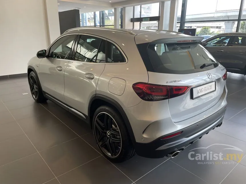 New 2022 Mercedes-Benz GLA35 AMG 2.0 4MATIC SUV - Carlist.my