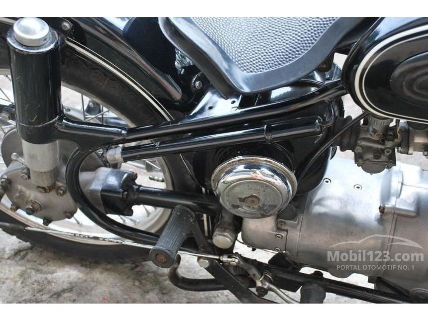 Jual Motor BMW R27 1961 0.3 di Jawa Timur Manual Hitam Rp 70.000.000 ...