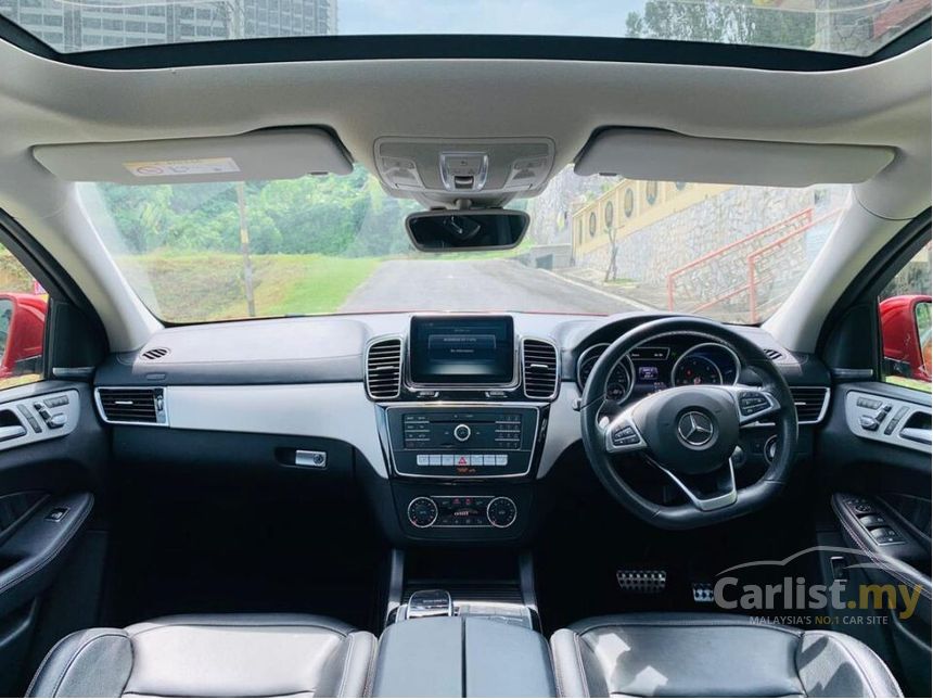 Recon SUNROOF MOONROOF, HARMON KARDON, SURROUNDER CAMERA, 4MATIC ...